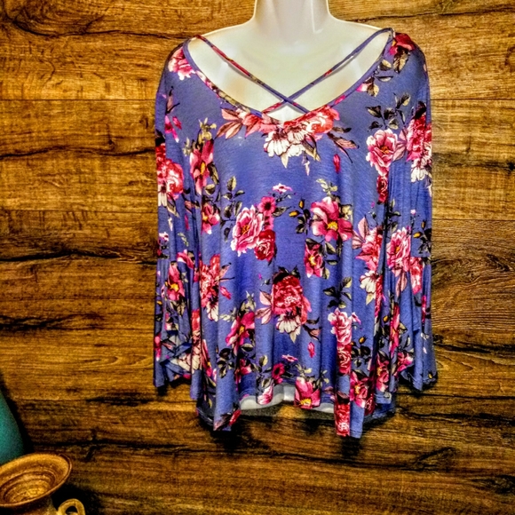 Love Crazy | Tops | Love Crazy Top Size M Boho Floral Bell Criss Cross ...